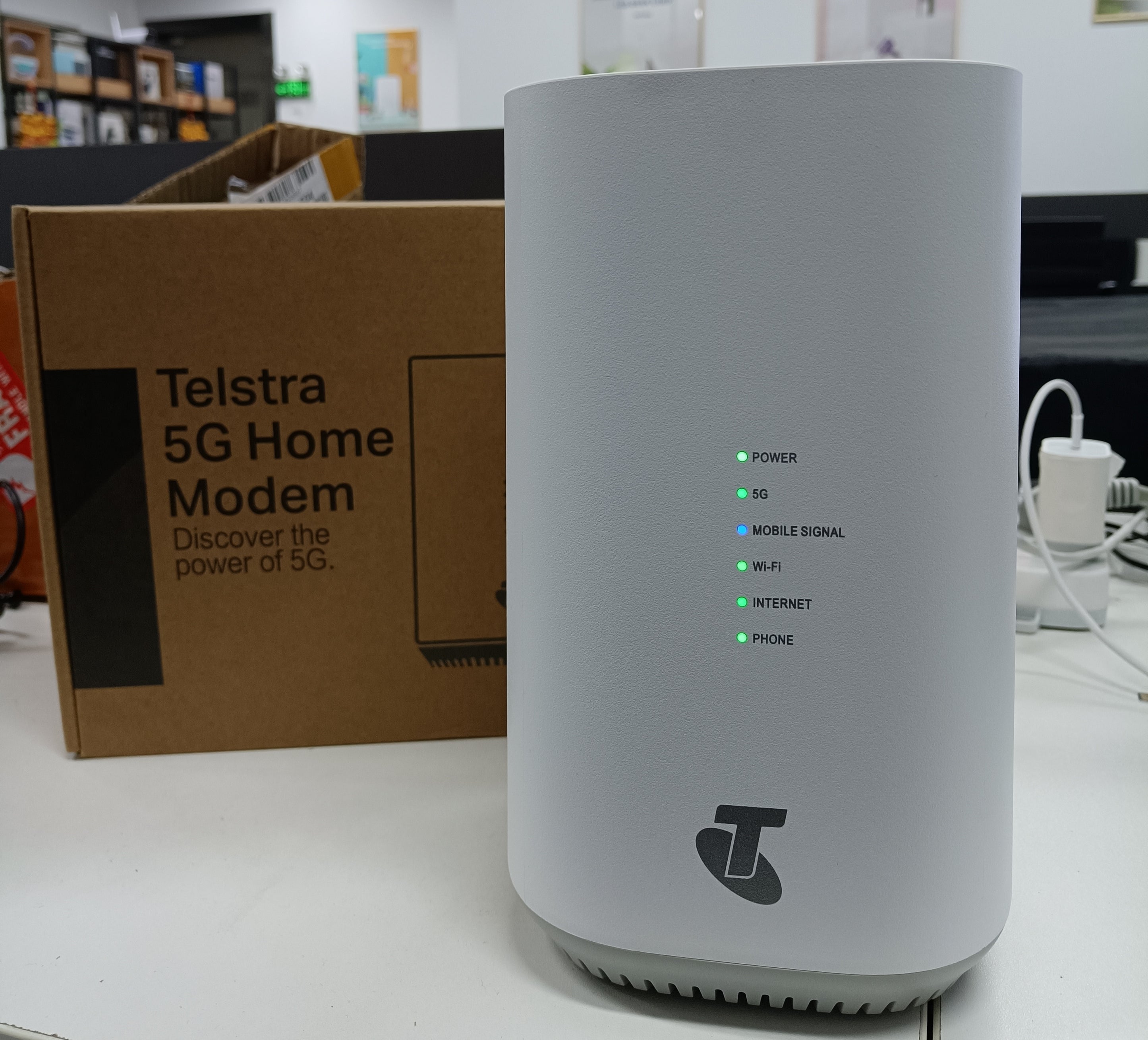 Telstra 5G Home Modem AW1000 Unlocked Compatible with All Carriers Wi ...